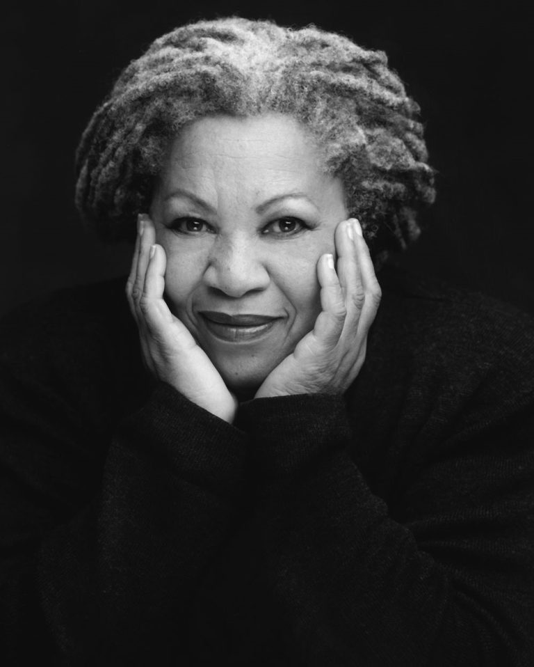 Conto raro de Toni Morrison ganha edição no Brasil; conheça "Recitatif ...